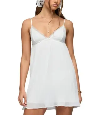 EDIKTED Lacey Pleated Chiffon Mini Dress
