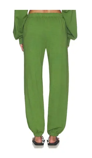Eterne Boyfriend Pocket Sweatpant In Green