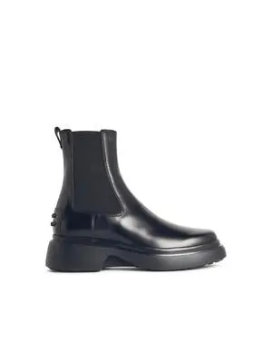 TOD'S Leather Ankle Boots With Embossed Logo Detail - Black