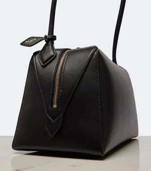 Alaïa Le Bouledogue Medium Leather Shoulder Bag - Black