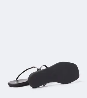 Gucci Interlocking G Leather Thong Sandals