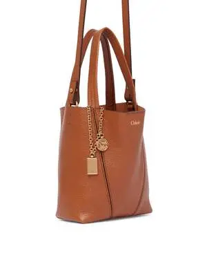 Chloé Spin Small Tote Bag In Grainy Leather - Multicolor