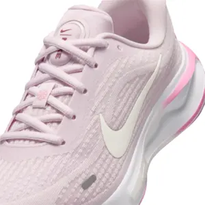 Nike Journey Run Road Running Shoes