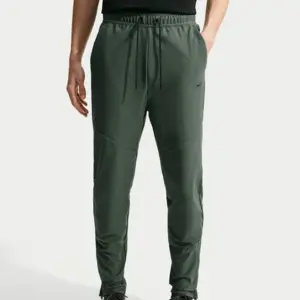 Nike Tech Dri-fit Shori Knit Pants - Green