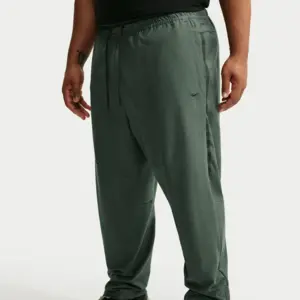 Nike Tech Dri-fit Shori Knit Pants - Green