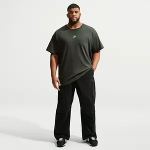 Nike Sportswear Premium Essentials T-shirt - Grey