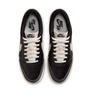 JORDAN Air Skyline Low Le Shoes