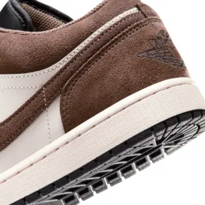 JORDAN Air 1 Low Shoes