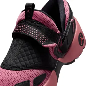 JORDAN Trunner Lx Athletic Shoes - Black