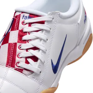 Nike Total 90 '90s Nostalgia Sneakers