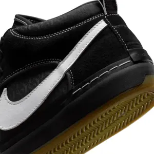 Nike React Leo Skate Shoes