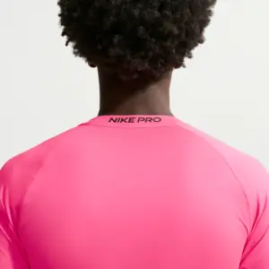 Nike Pro Dri-fit Tight Short-sleeve Fitness Top