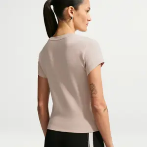 Nike Chill Knit T-shirt - Brown