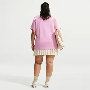 Nike Classic Oversized Short-sleeve T-shirt