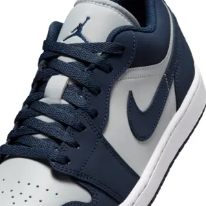 JORDAN 1 Low Sneakers - Blue