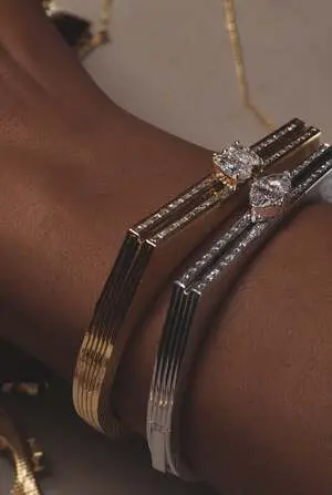 Loraida Blade Double Trilliant Bangle In 18k Gold With 1 Tcw Diamonds - Yellow Gold