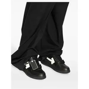 Off-White Arrow Marker" Low Top Sneakers - Black