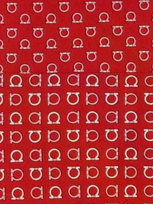 FERRAGAMO Gancini Print Silk Neck Tie - Red