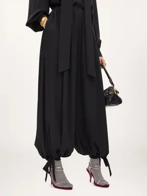 Chloé Fluid Pleated Pants With Knot Detailing - Black