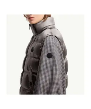 Moncler Fluidite Hooded Down Vest - Silver