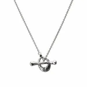 ISKRA Tiny Clasp Necklace