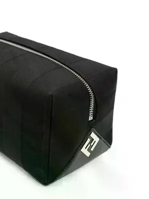 Fendi Logo-plaque Wash Bag