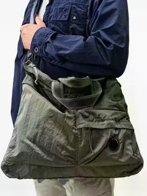 C.P. COMPANY Garment-dyed Lens Detail Shoulder Bag