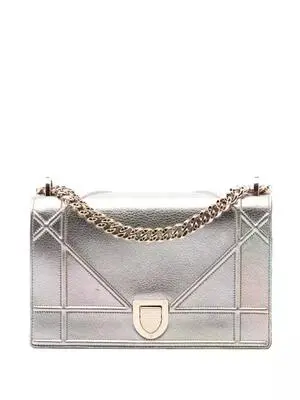 Dior 2017 Medium Metallic Calfskin Diorama Flap Crossbody Bag - Silver