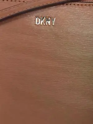 Dkny Bryant Logo-lettering Mini Cross Body Bag