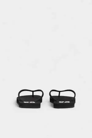 Dsquared2 Flip Flops With Logo Detail