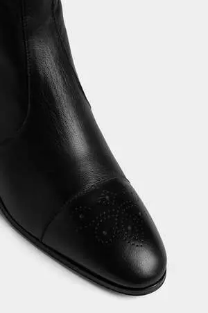 Dsquared2 Vintage Leather Ankle Boots With Perforated Toe