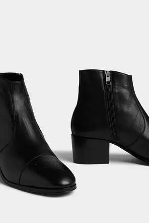 Dsquared2 Vintage Leather Ankle Boots With Perforated Toe