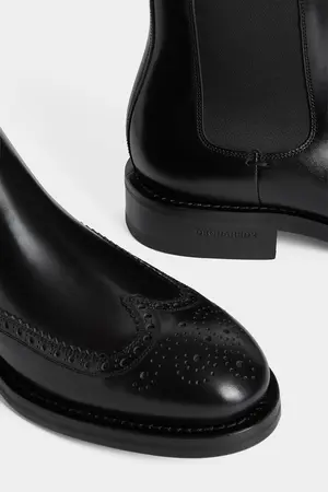 Dsquared2 Neoclassic Chelsea Boots With Brogue Detailing