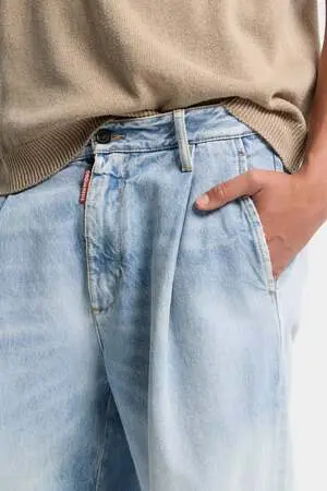 Dsquared2 Light Clean Wash One-pleat Loose Fit Denim Trousers