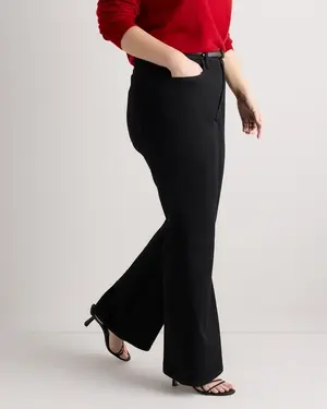 Quince Luna Stretch Flare Jeans 32 - Black