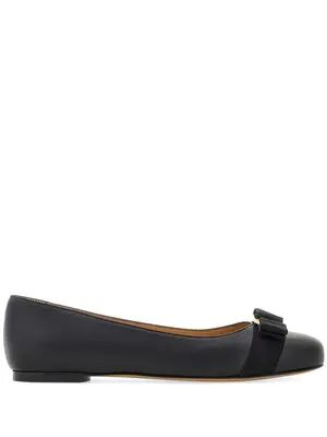 FERRAGAMO Varina Soft - Black