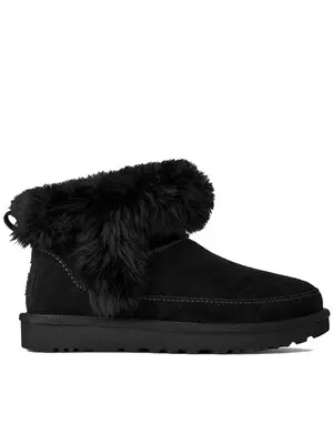 UGG Classic Ultra Mini Chalet Boots - Black