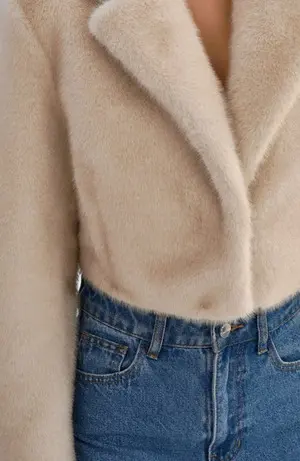 LAMARQUE Carlie Faux Fur Cropped Blazer - Angora