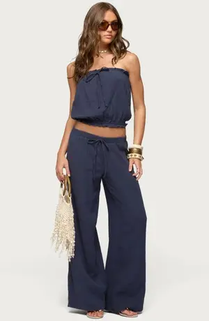 EDIKTED Viktoria Strapless Gauze Bubble Crop Top