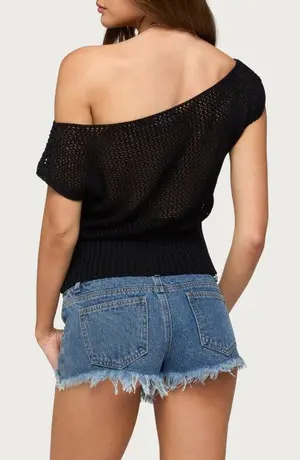 EDIKTED Cyra One-shoulder Floral Knit Top