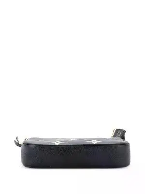 LOUIS VUITTON Pochette Accessoires Clutch Bag - Black