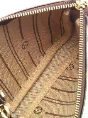 LOUIS VUITTON 2007 Monogram T&b Leather Shoulder Bag