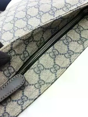 Gucci 2010s Gg Supreme Shoulder Bag