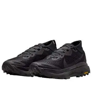 Nike Jegama Trail Sneakers