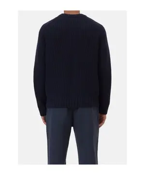 Closed Ribbed Knit Jumper