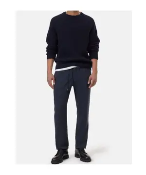 Closed Ribbed Knit Jumper