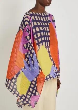 Issey Miyake Printed Pleated Woven Stole
