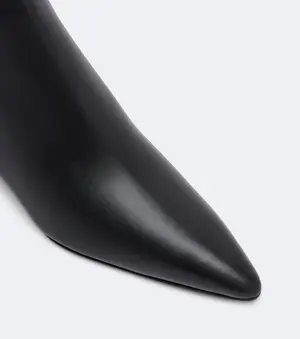 Le Monde Beryl Camille Chelsea Boots