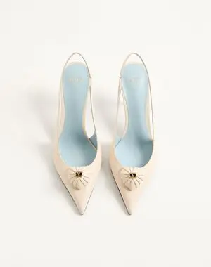 Valentino Garavani Coeur Royal Slingback Pumps In Kidskin - Butter