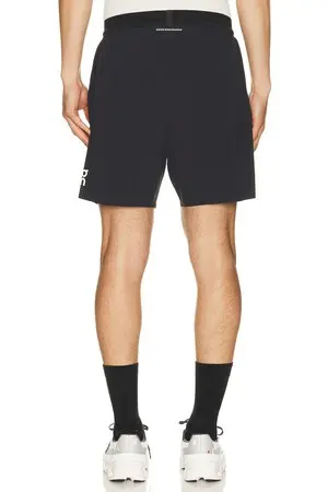 On 7" Performance Shorts